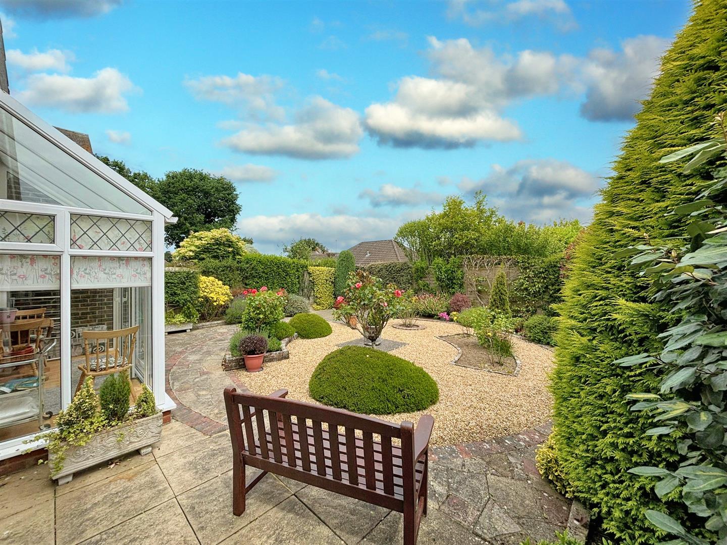 Property Details for Spurway Park, Polegate - Town Property Estate ...